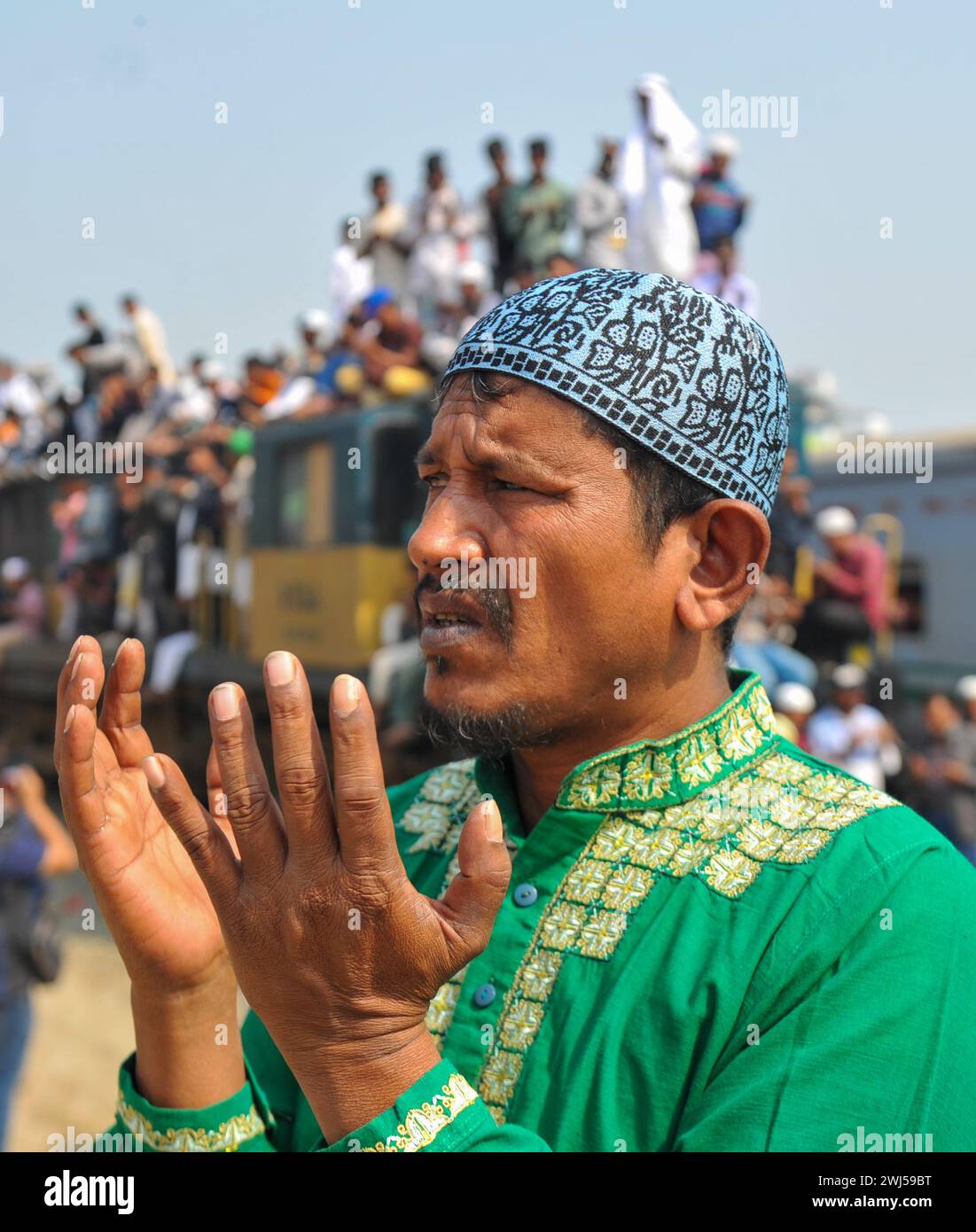 Tongi estema hi-res stock photography and images - Alamy