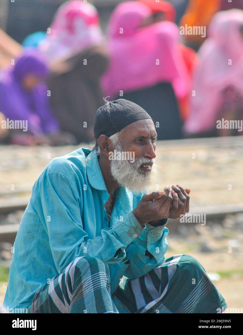 Tongi estema hi-res stock photography and images - Alamy