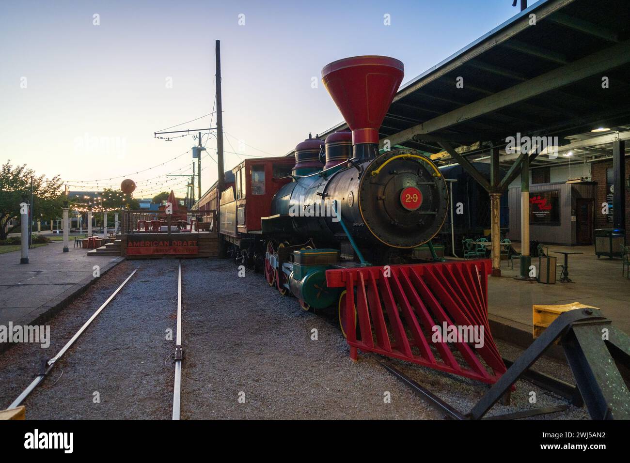 Chattanooga's Terminal Station or the Chattanooga Choo Choo, Tennessee ...