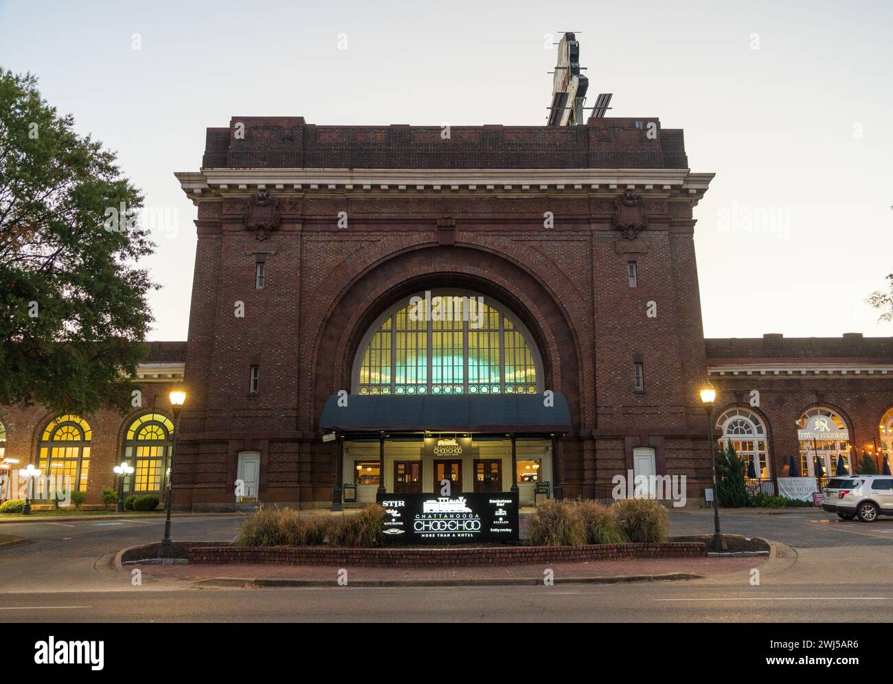 Chattanooga's Terminal Station or the Chattanooga Choo Choo, Tennessee ...