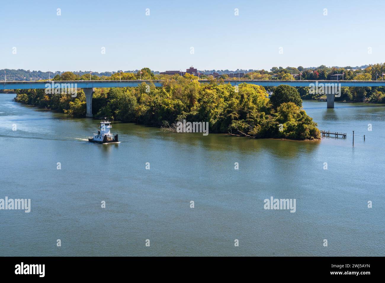 Chattanooga and the Tennessee River, Tennessee, USA Stock Photo - Alamy