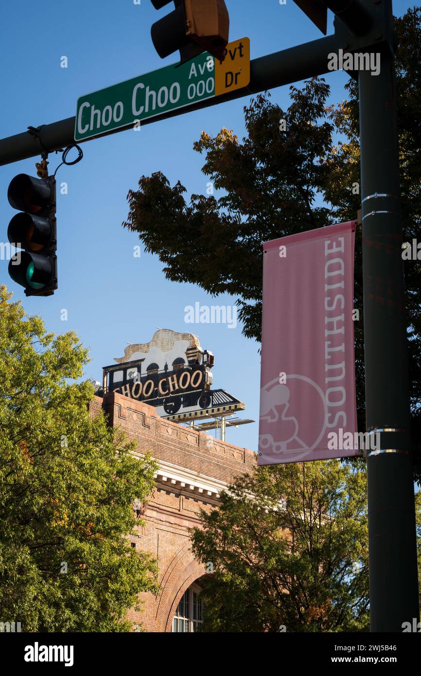 Chattanooga's Terminal Station or the Chattanooga Choo Choo, Tennessee ...