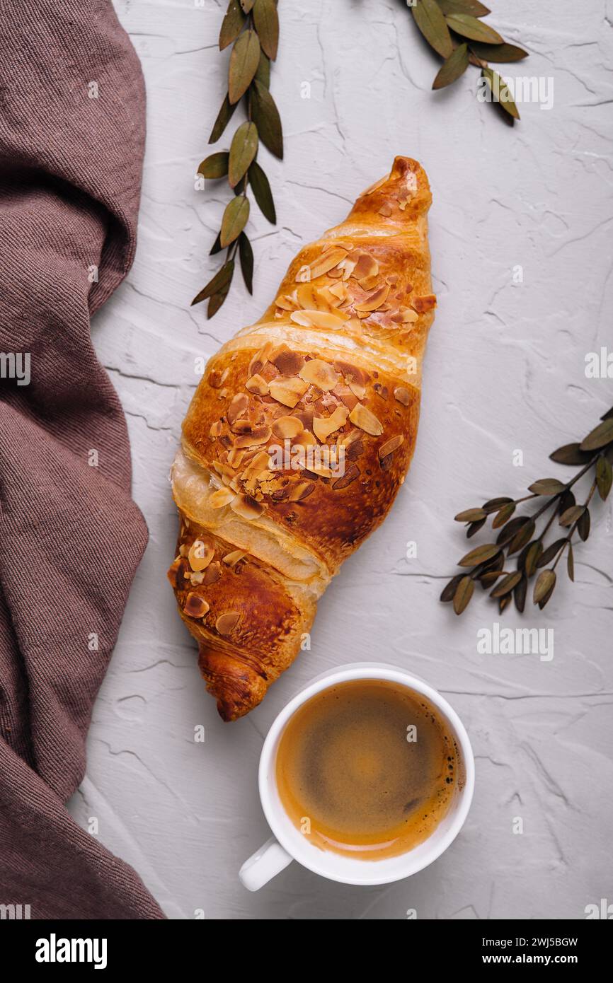 Black crust stone hi-res stock photography and images - Alamy