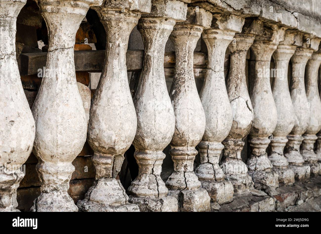 row of antique small columns Stock Photo - Alamy