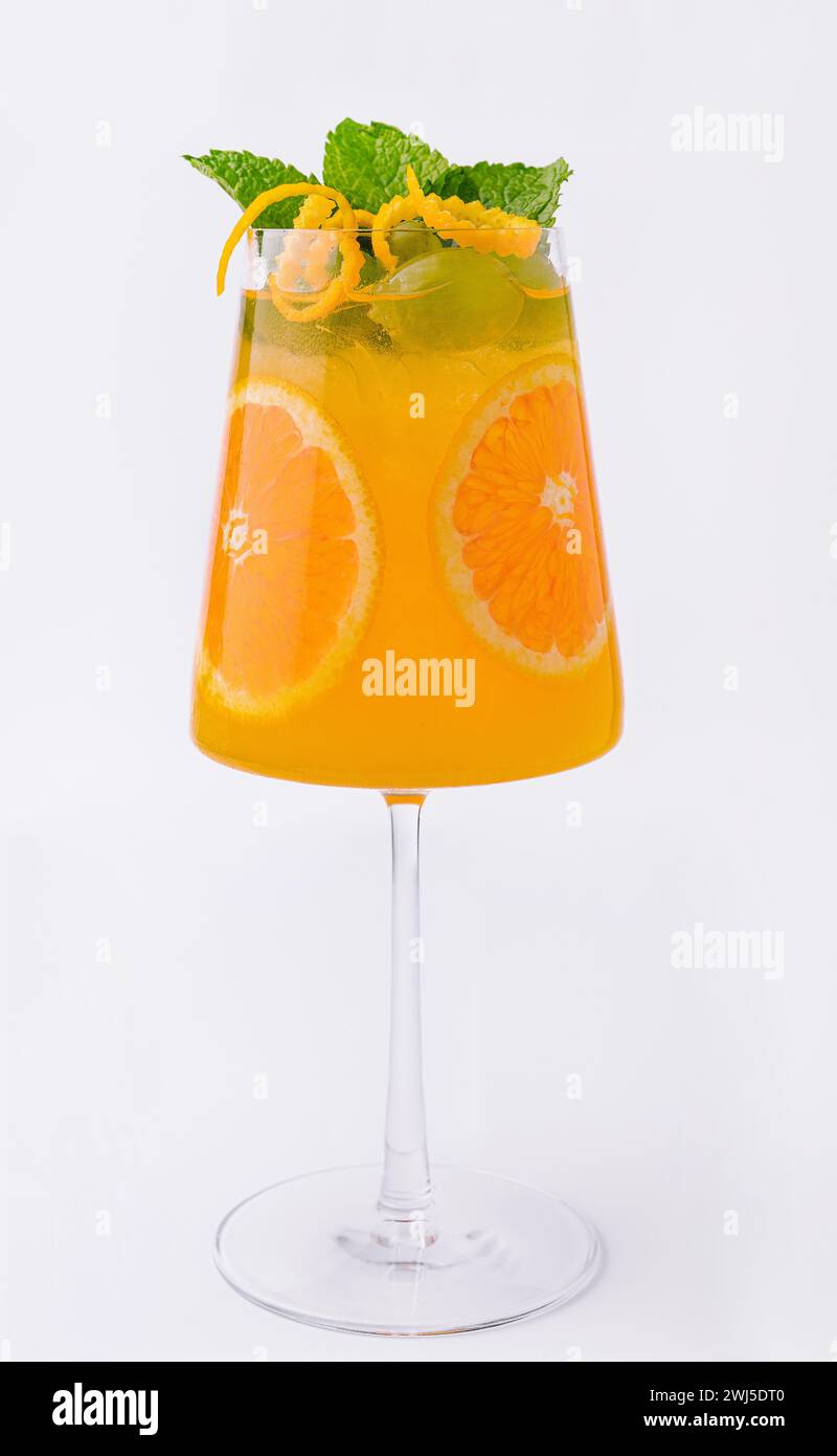 Mimosas cocktail hi-res stock photography and images - Alamy
