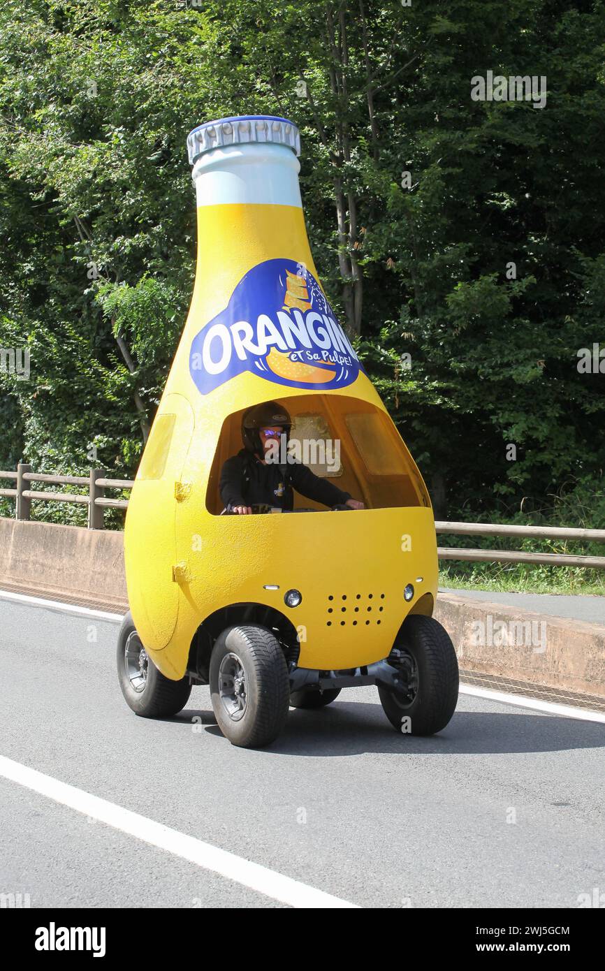 Citrus soda orangina hi-res stock photography and images - Alamy