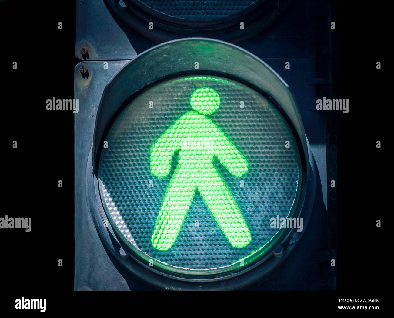 Traffic light green man hi-res stock photography and images - Alamy