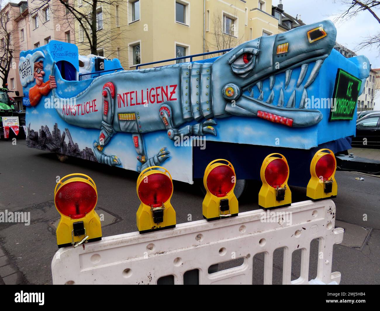 Jetzt auch das noch - reicht eine Intelligenz nicht aus um genug Mist ...