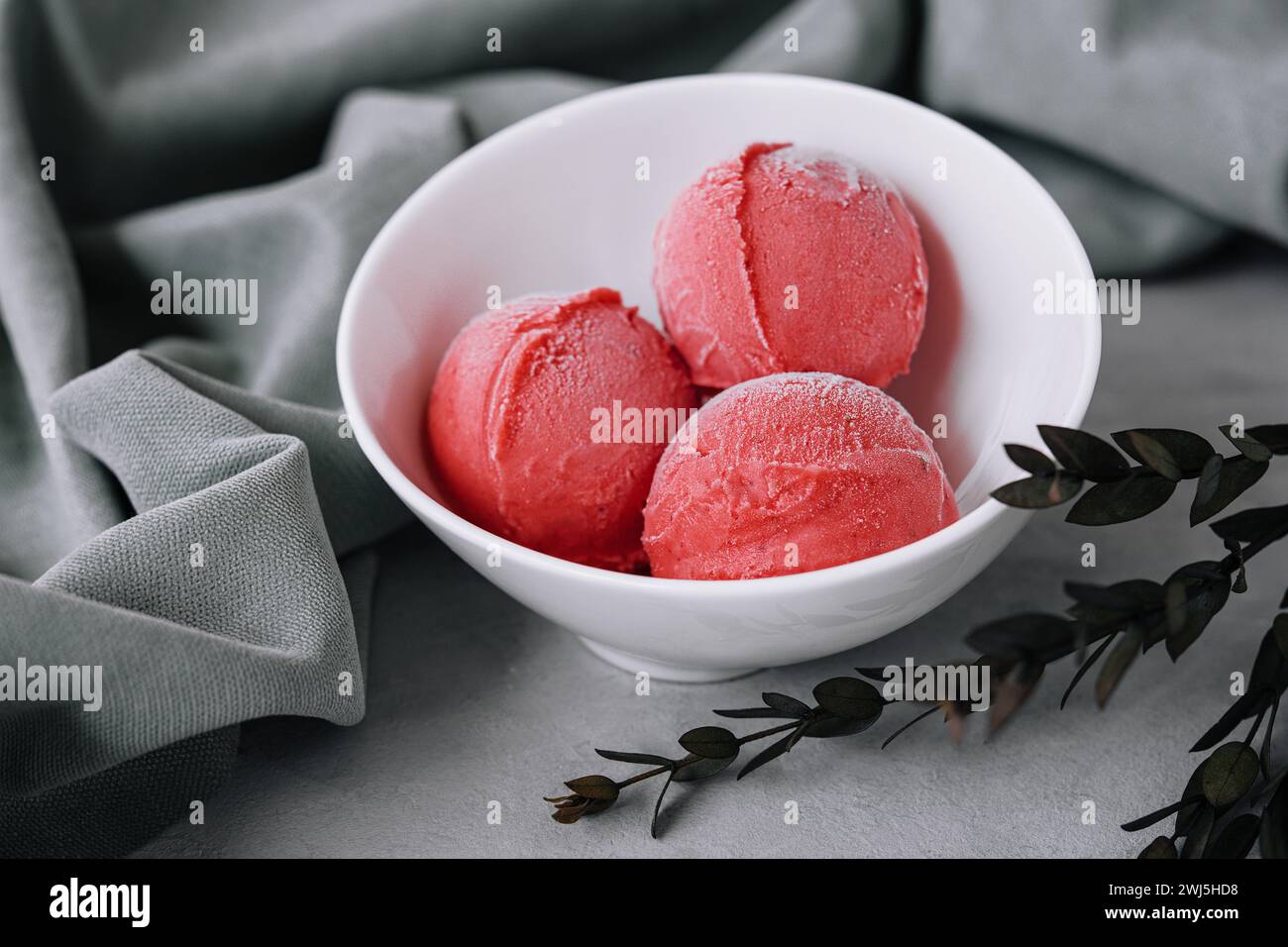 White ice cream texture hi-res stock photography and images - Alamy