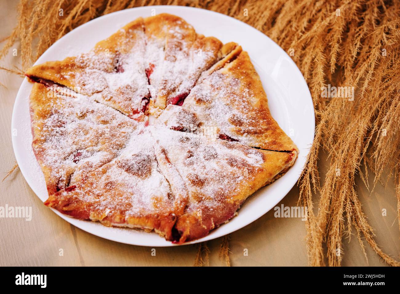Placinta cake hi-res stock photography and images - Alamy