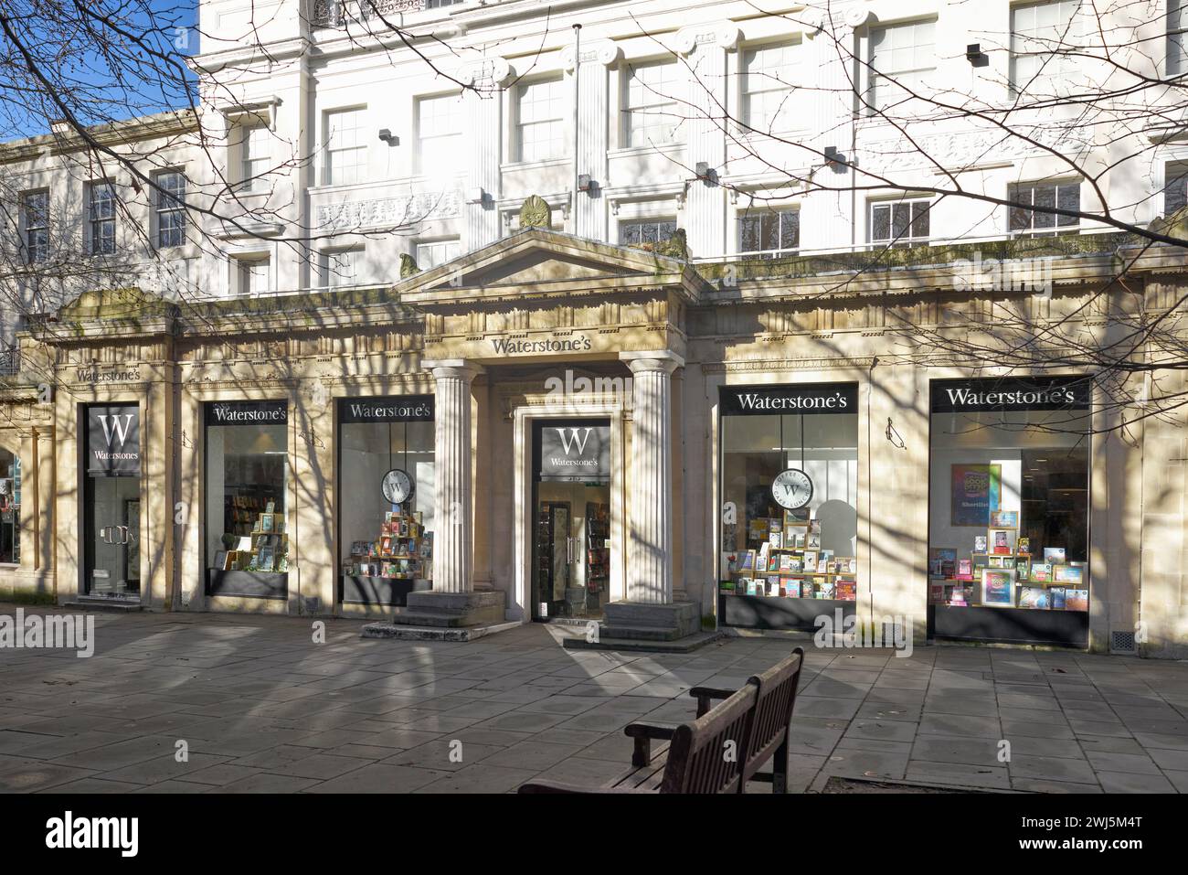 Waterstone's bookshop, The Promenade, Cheltenham Gloucestershire ...