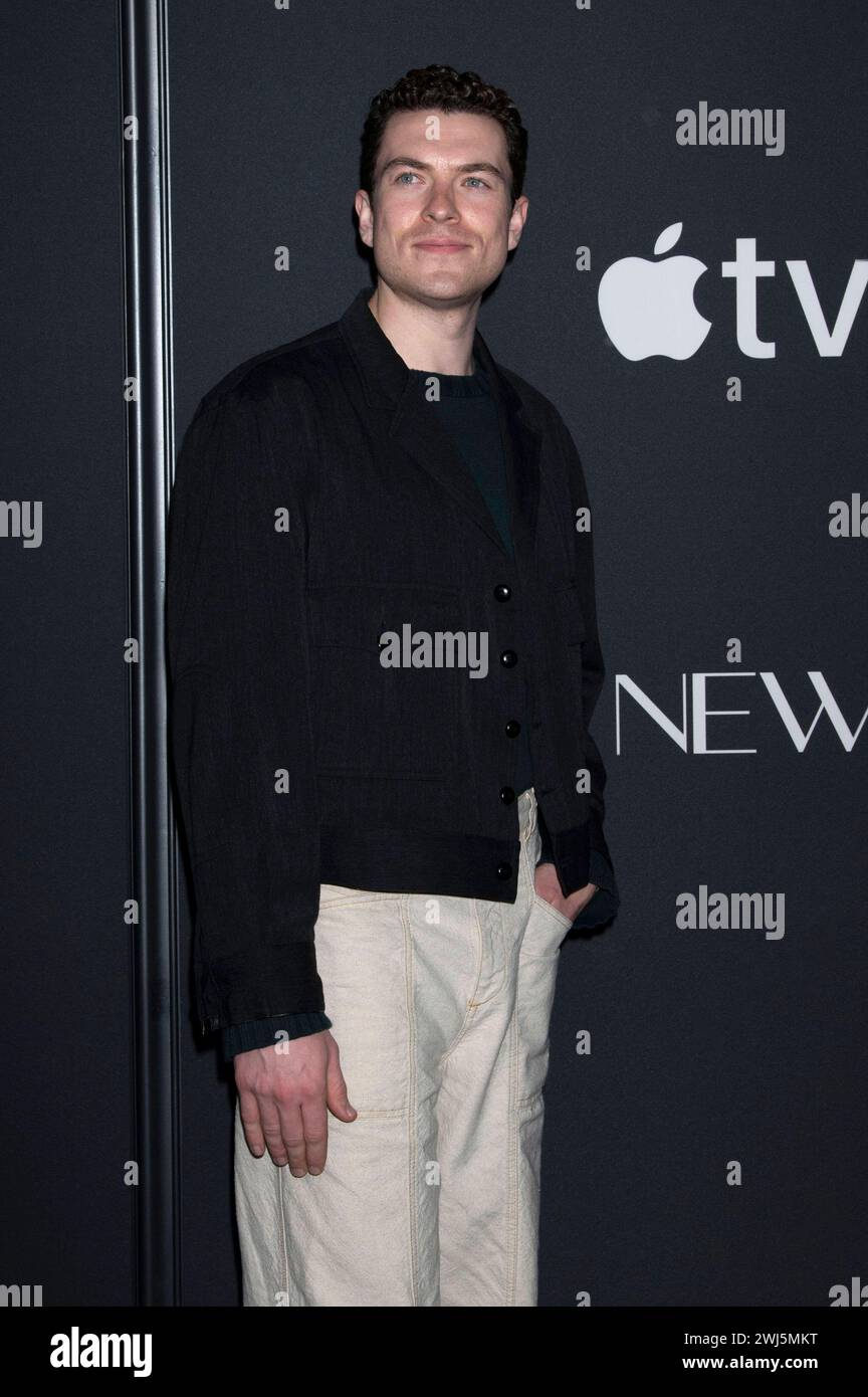 Nate Mann bei der Weltpremiere der Apple TV Serie The New Look in der ...