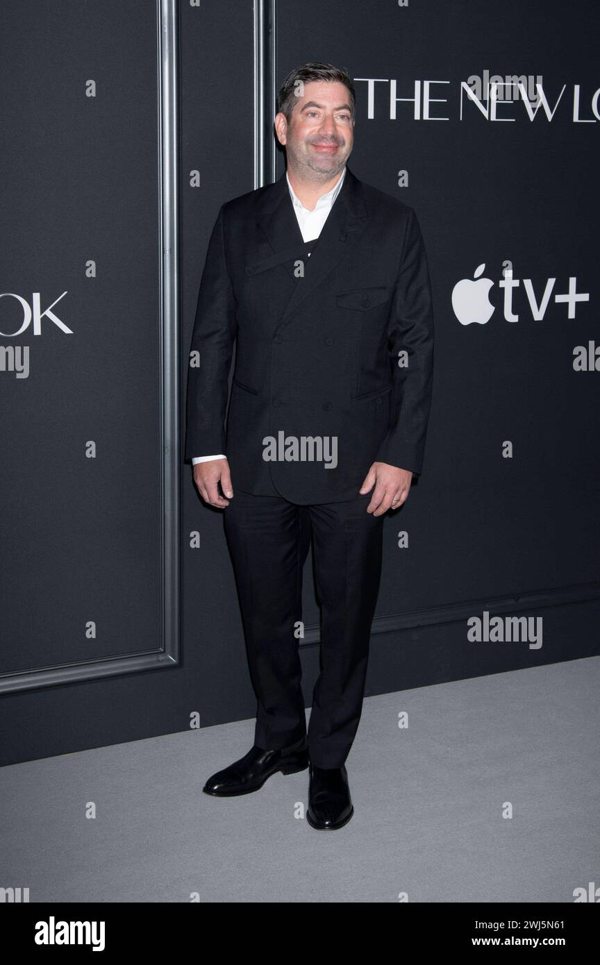 James S. Levine bei der Weltpremiere der Apple TV Serie The New Look in ...