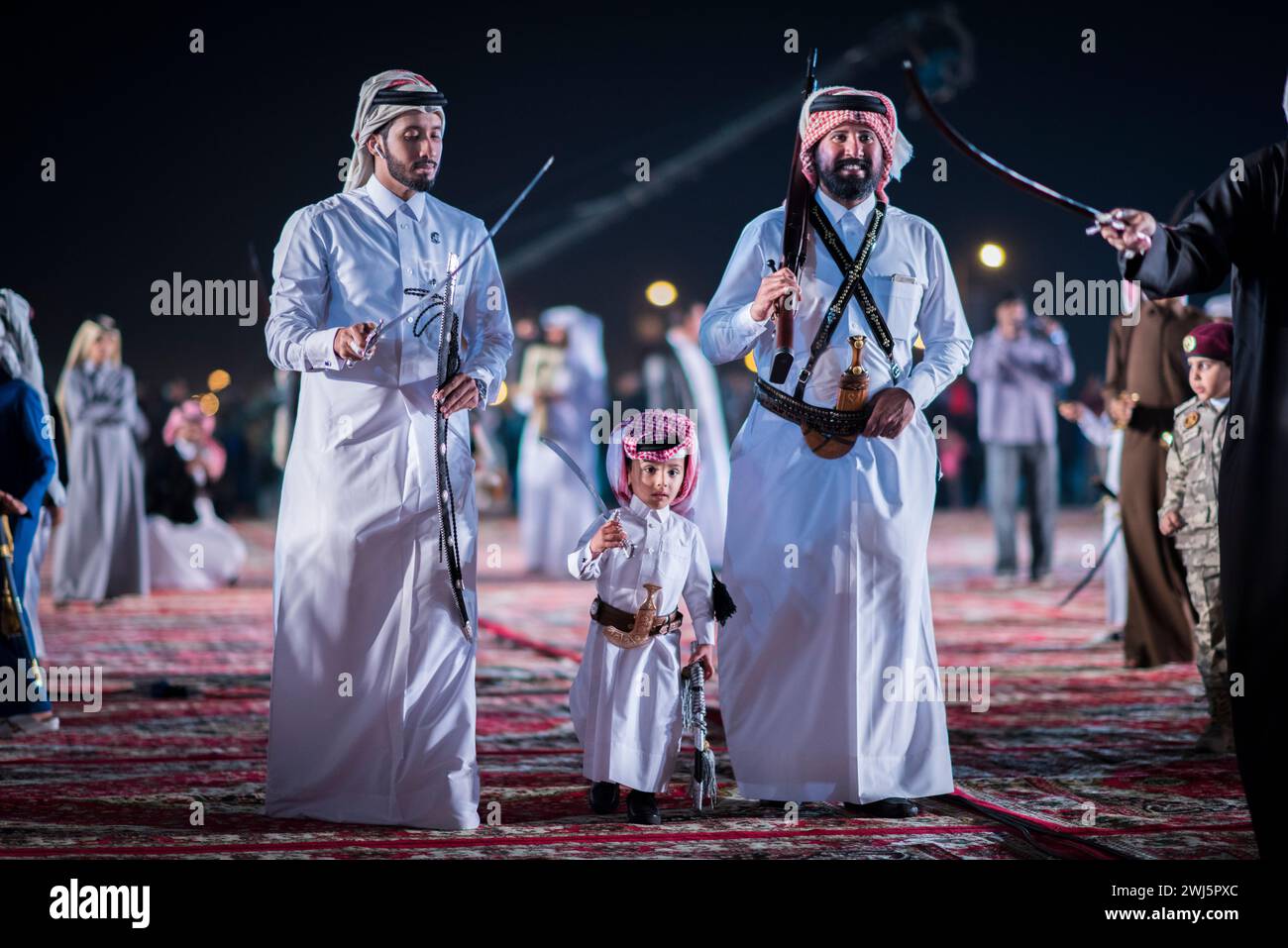 Arabic sword dance hi-res stock photography and images - Alamy