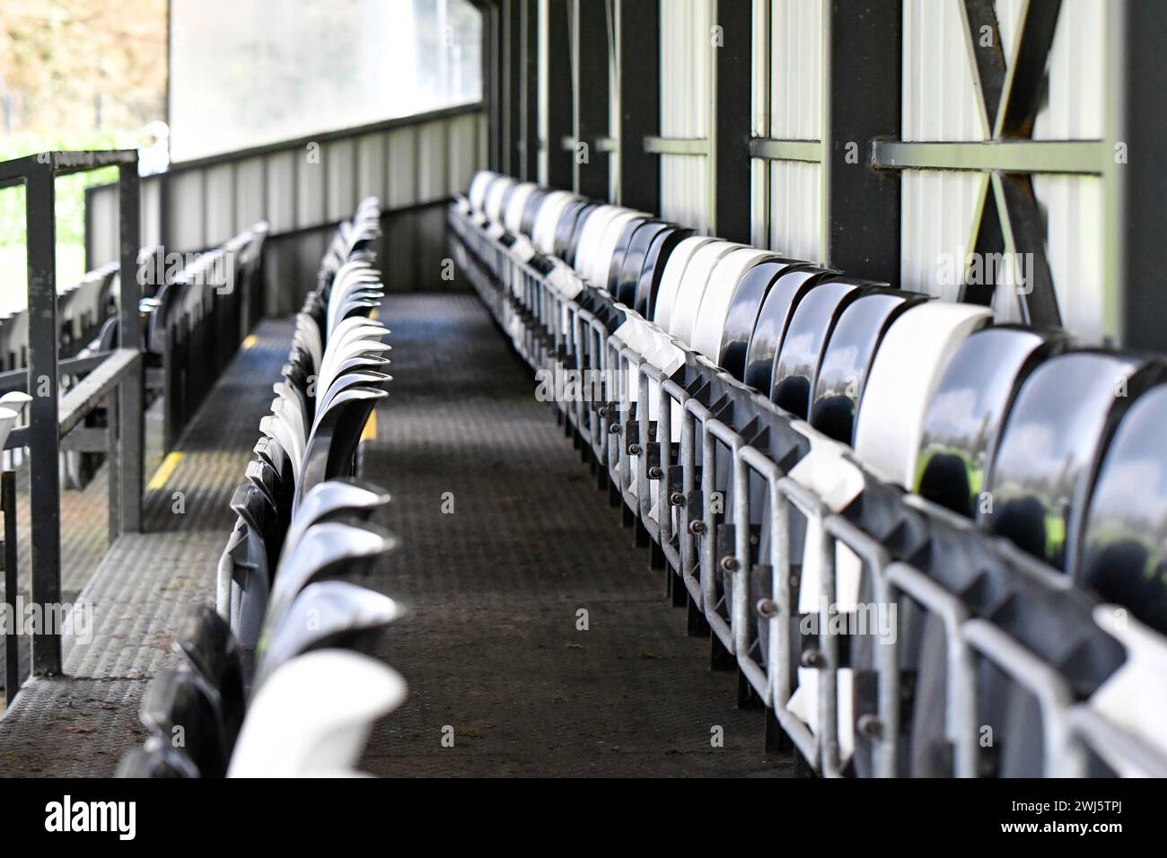 Rows of black and white spectator seats hi-res stock photography and ...