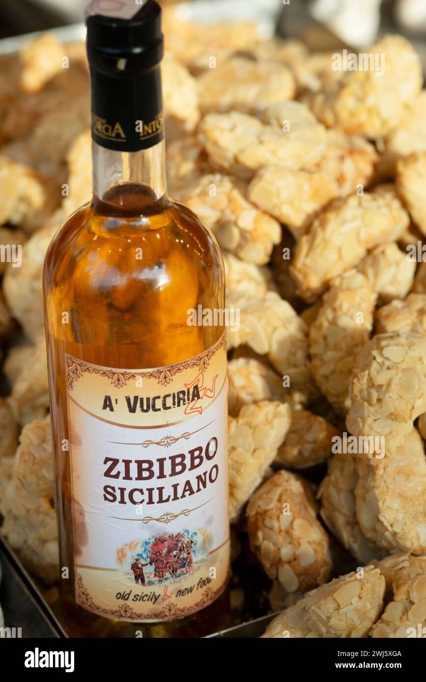 Pistachio festival sicily hi-res stock photography and images - Alamy