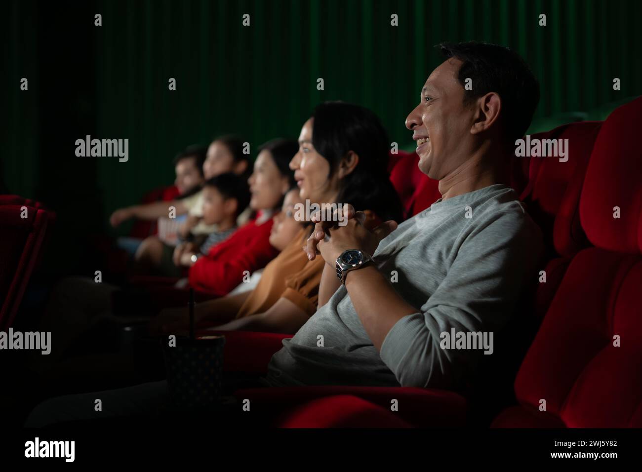 Happy asian mother daughter watching hi-res stock photography and images - Alamy