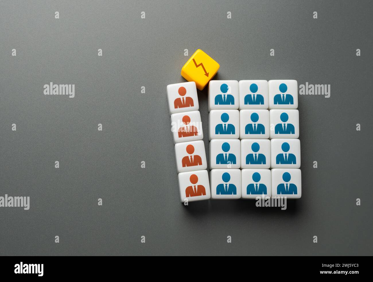 Reduction of personnel due to crisis. Dismissal of some employees ...