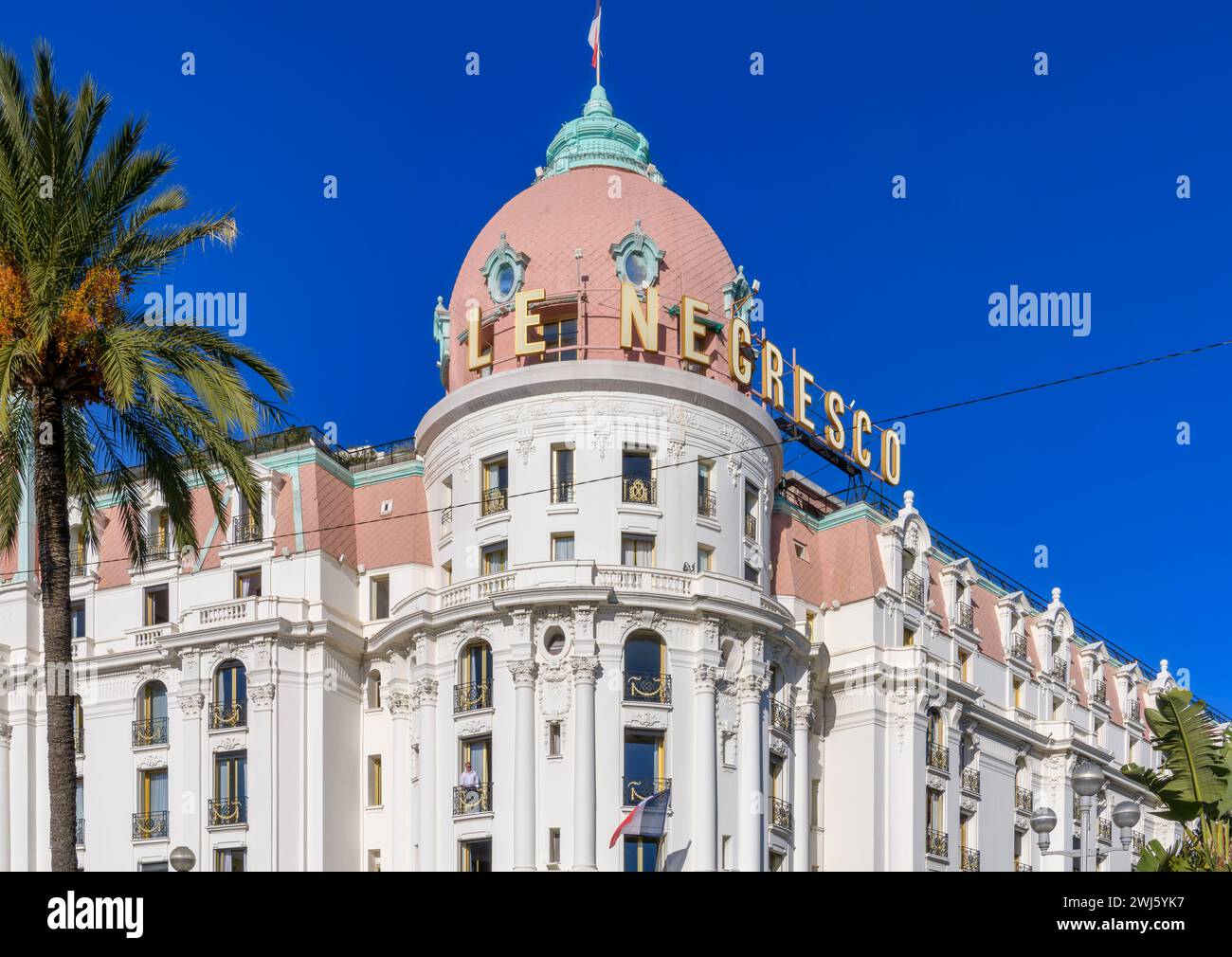 The iconic Le Negresco hotel and restaurant on Promenade des Anglais ...