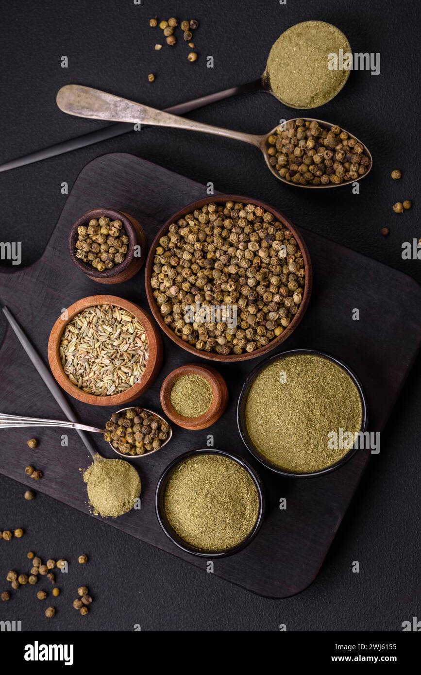 Green leaf and powder hi-res stock photography and images - Alamy