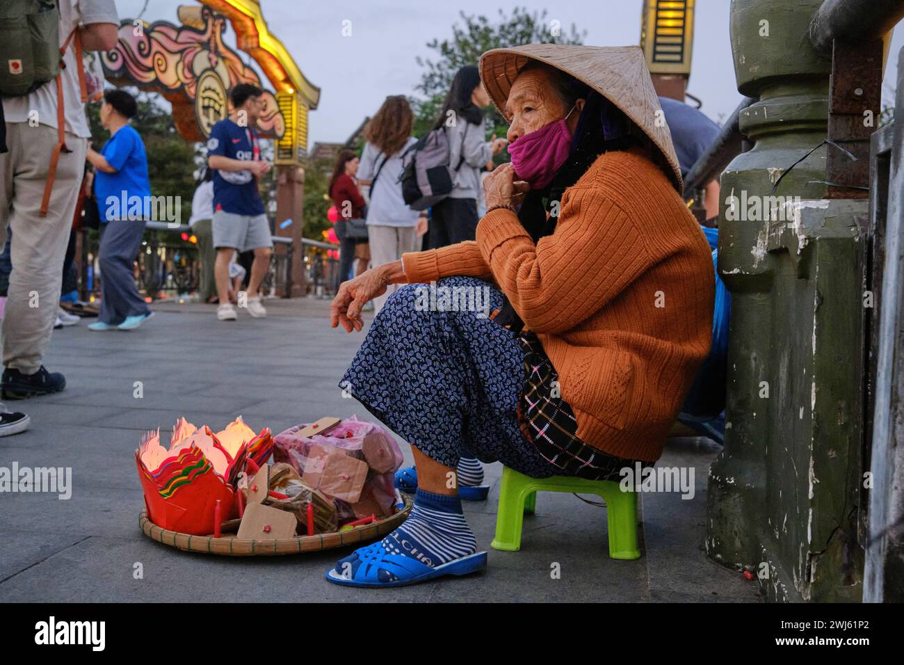 Candle 2024 hi-res stock photography and images - Alamy