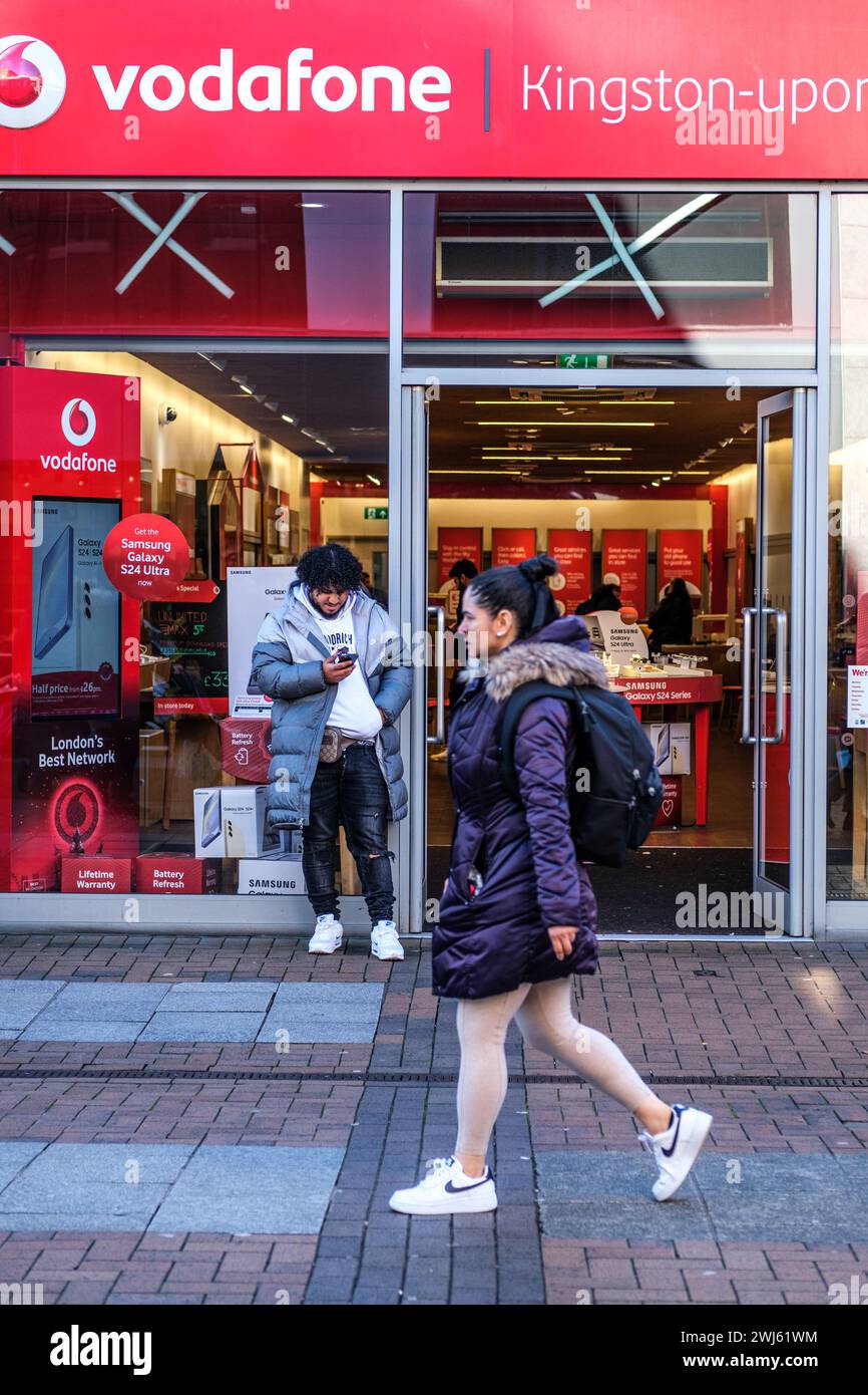 Vodafone uk 2024 hi-res stock photography and images - Alamy