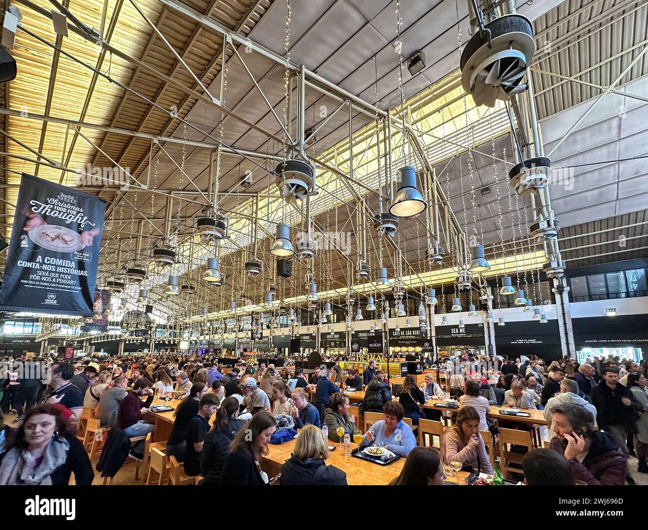 Time out market lisbon hi-res stock photography and images - Alamy