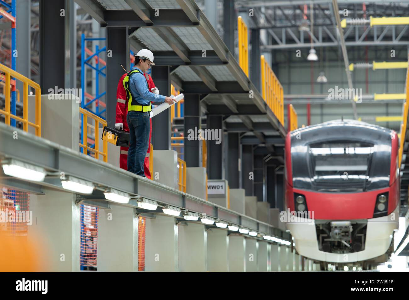 After the electric train is parked in the electric train repair shop ...