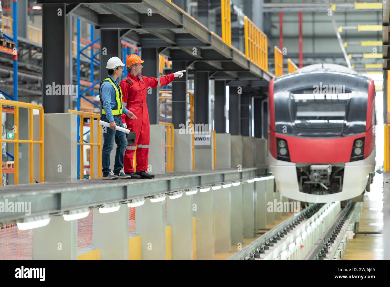 After the electric train is parked in the electric train repair shop ...