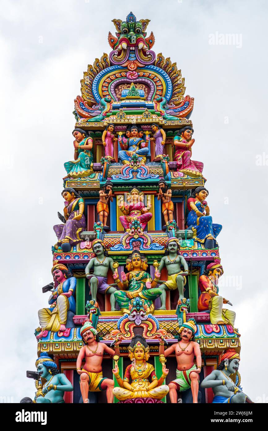 Sri Mariamman Hindu Temple Of Singapore Stock Photo - Alamy