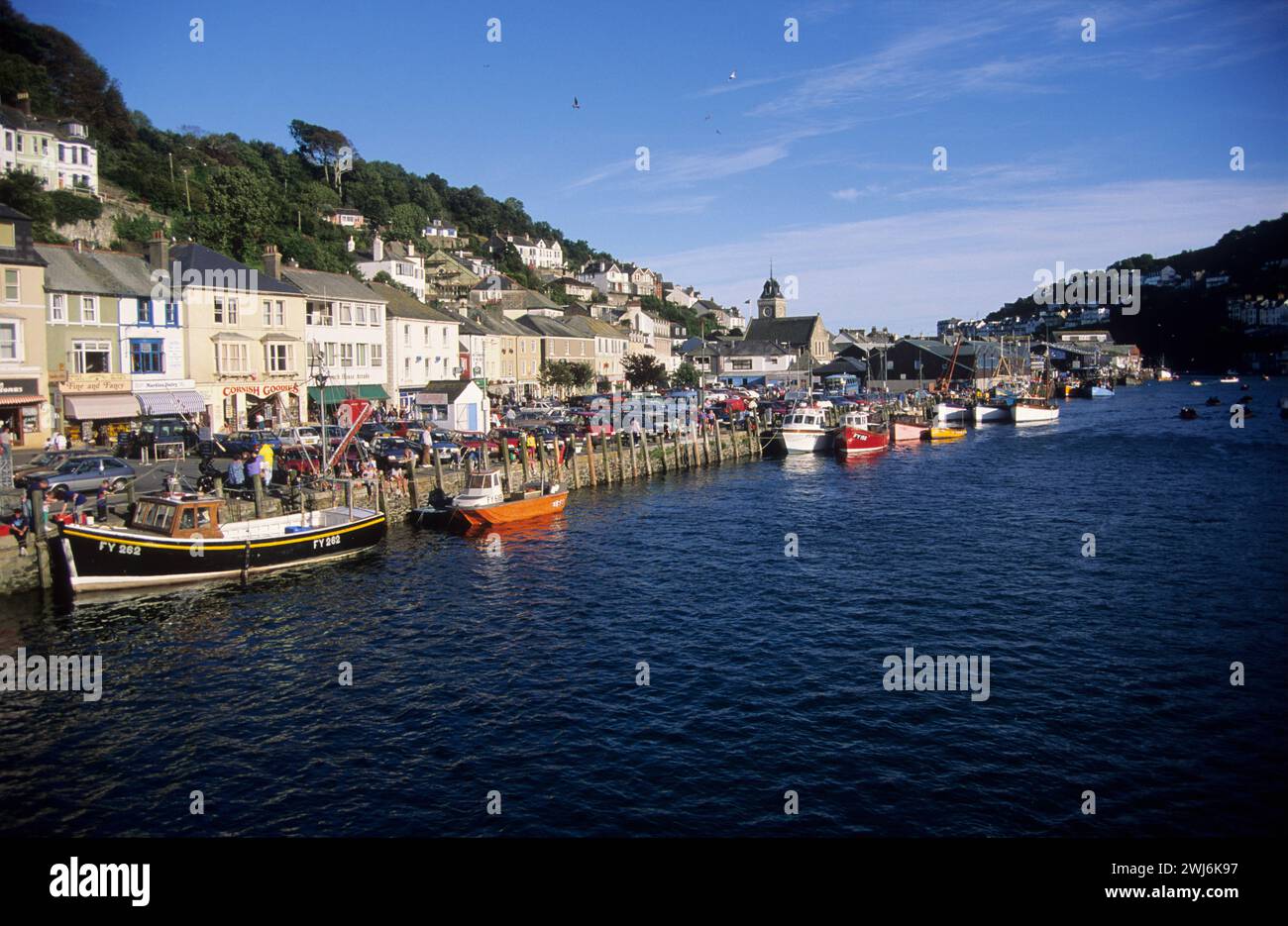 Looe fishing village cornwall hi-res stock photography and images - Alamy