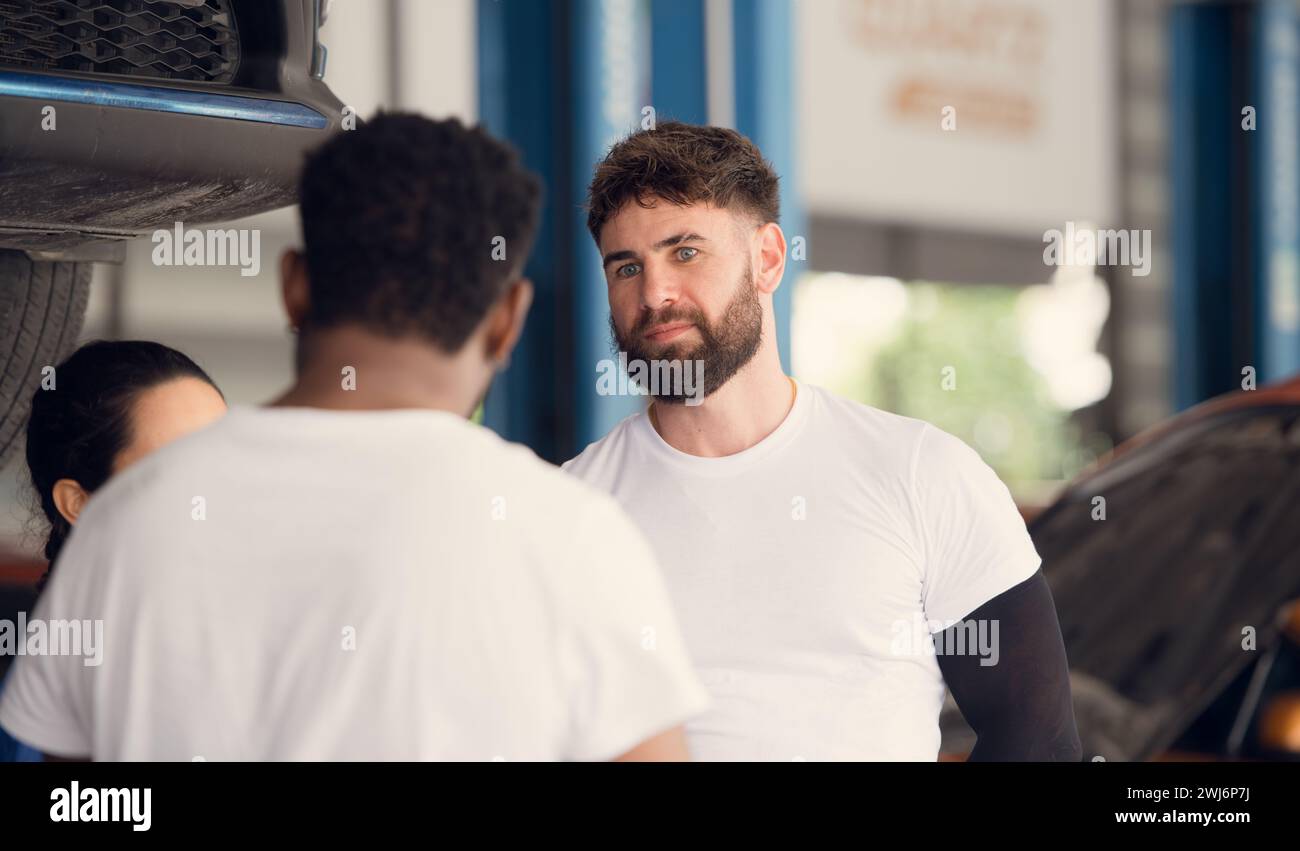 African kfz mechanic hi-res stock photography and images - Alamy