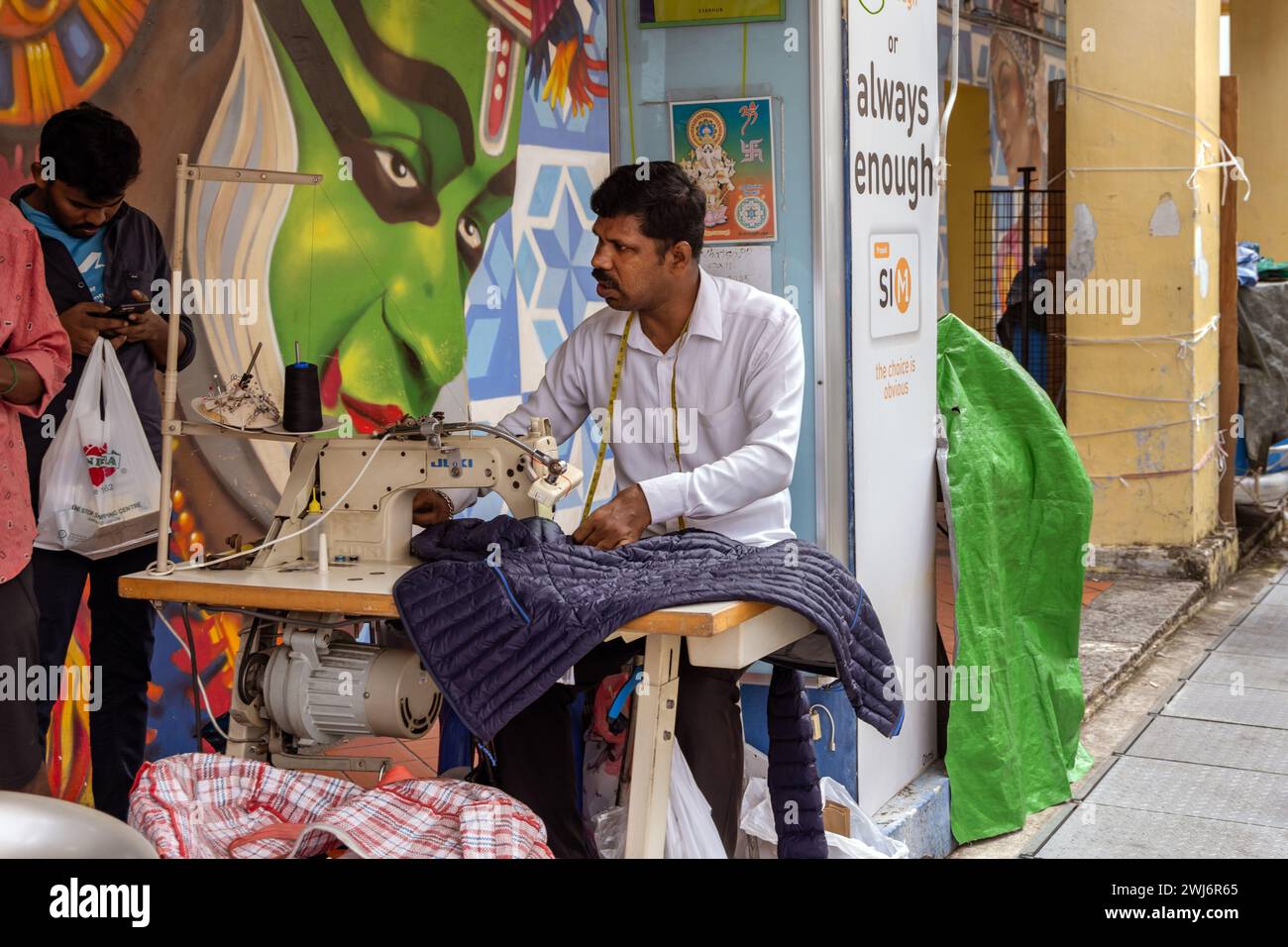 India tailor singapore hi-res stock photography and images - Alamy