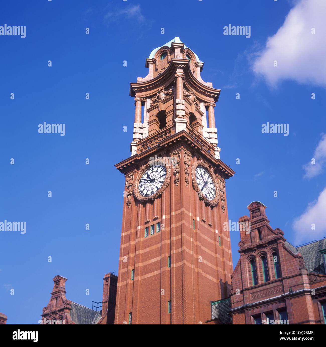 Manchester victorian architecture hi-res stock photography and images ...