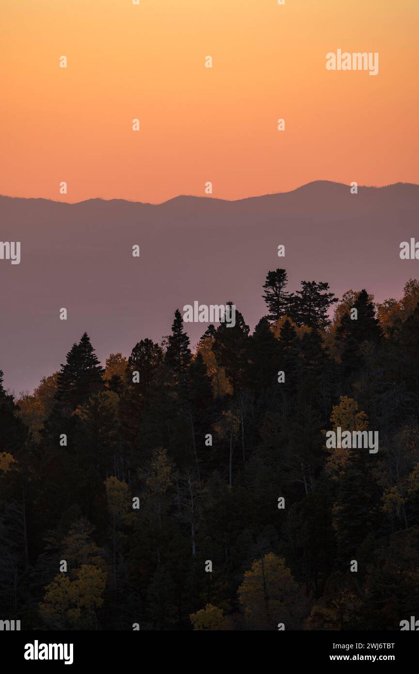 FALL VISTA IN THE SANGRE DE CRISTO MOUNTAINS, SANTA FE, NM ,USA Stock ...