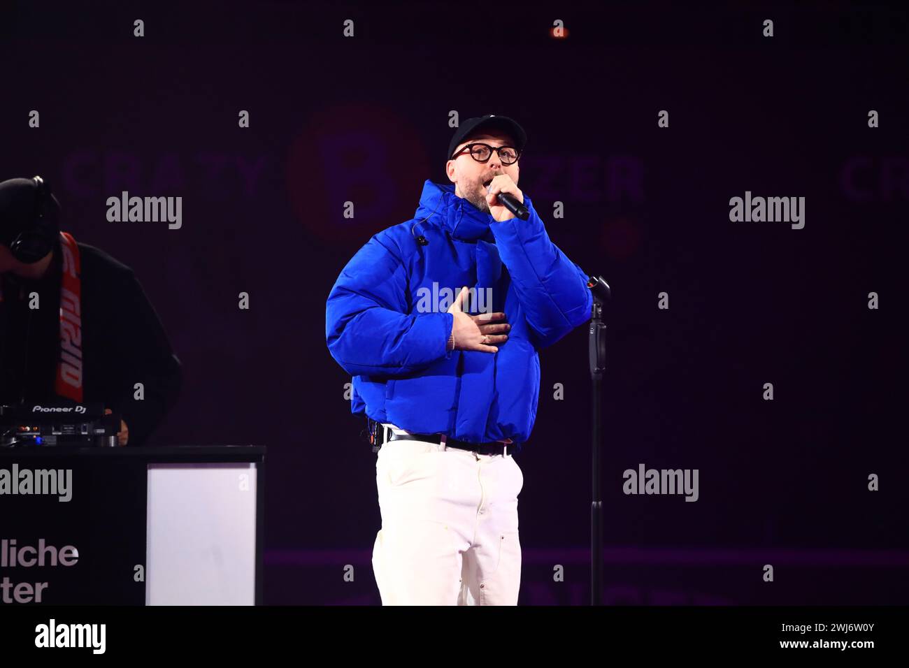 Mark Forster bei American Ice Football - Das Event-Spektakel von RTL in ...