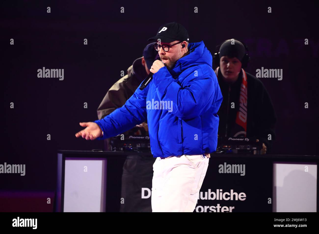 Mark Forster bei American Ice Football - Das Event-Spektakel von RTL in ...