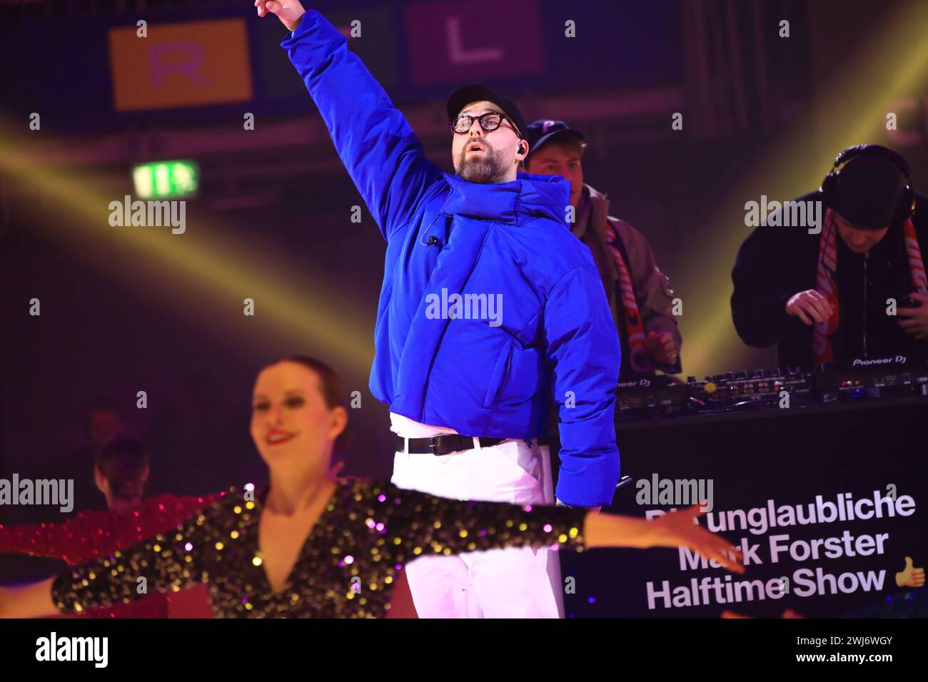 Mark Forster bei American Ice Football - Das Event-Spektakel von RTL in ...