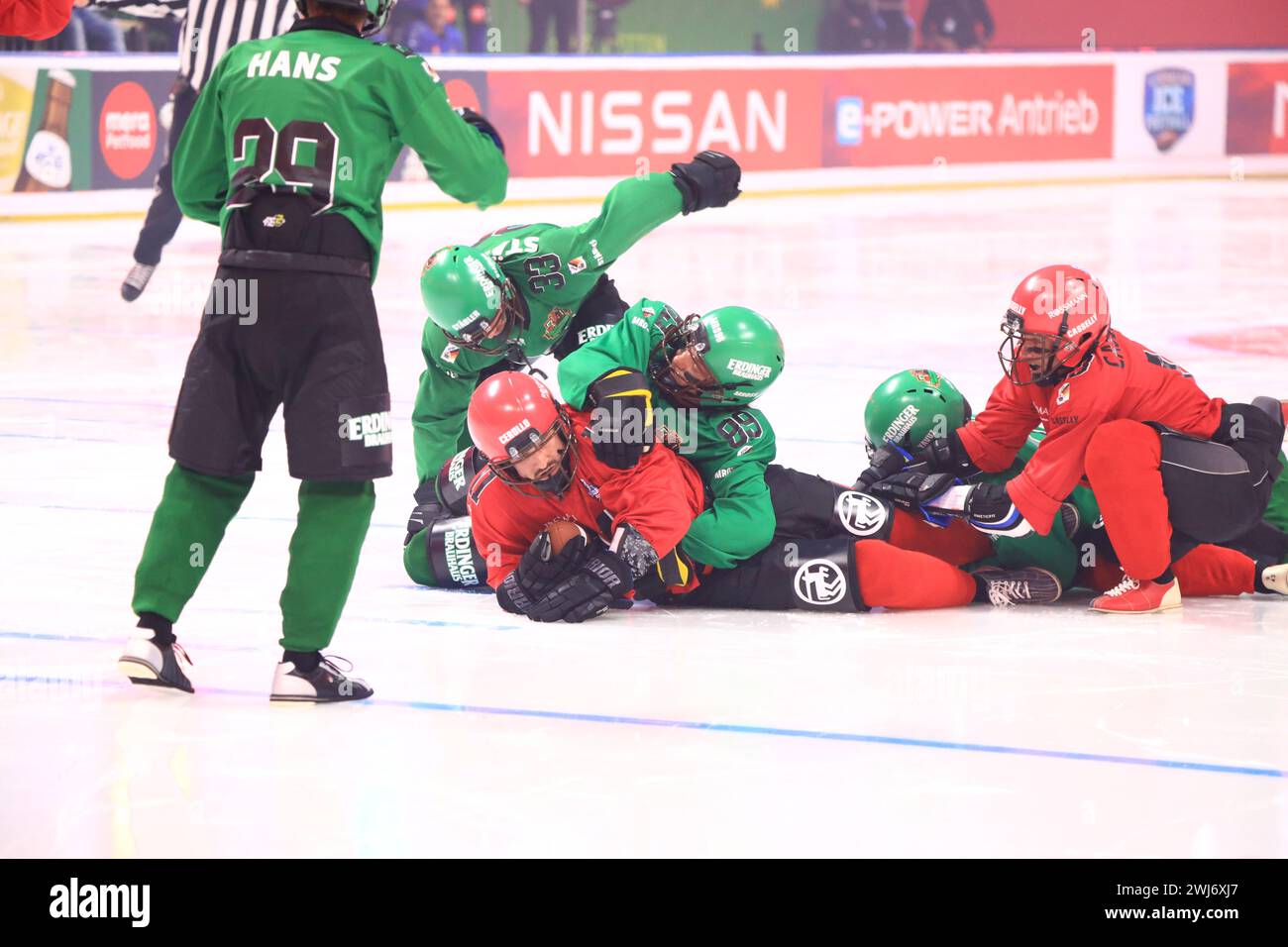 American Ice Football - Das Event-Spektakel von RTL in der SAP Arena ...