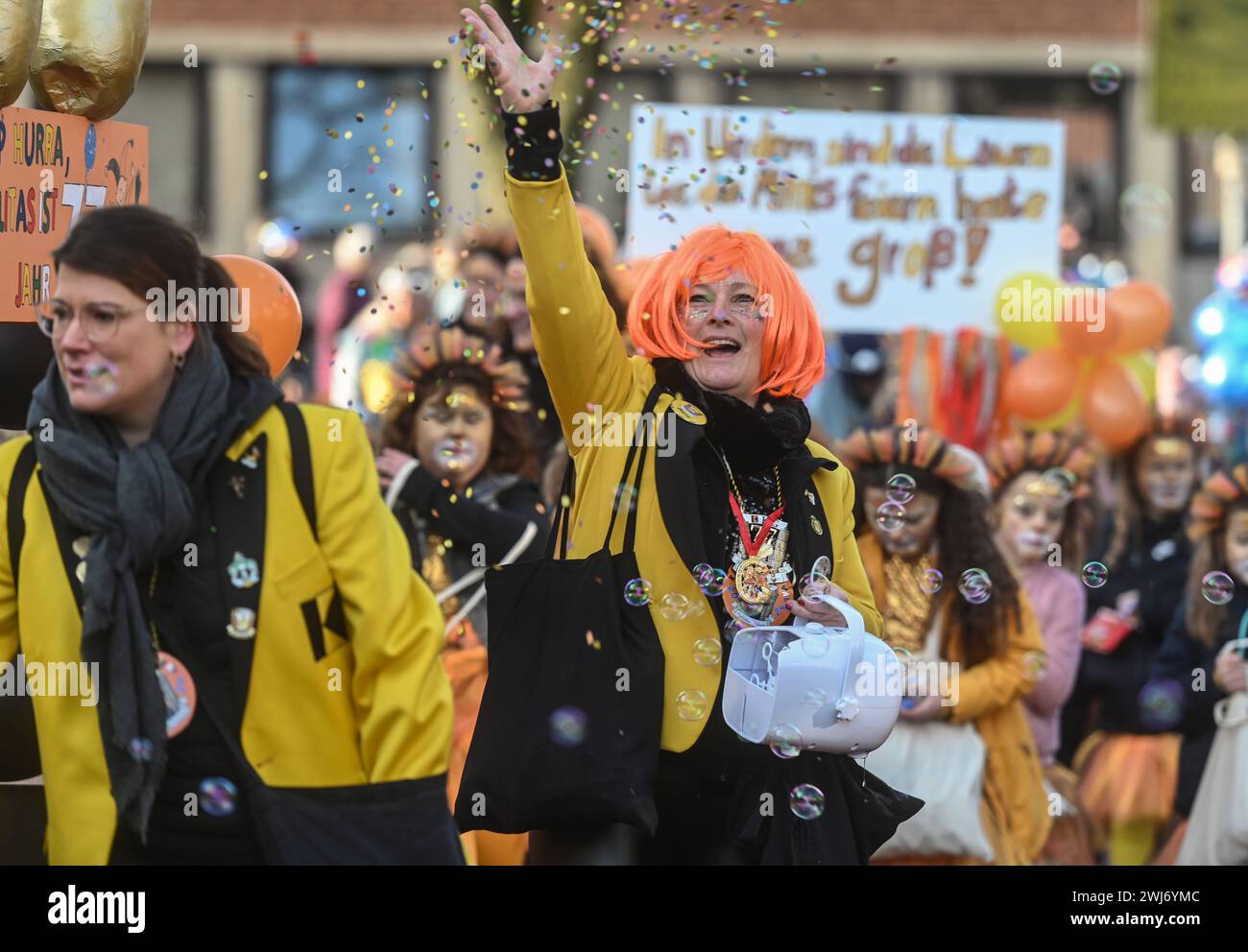 Uedem Karneval - Karnevalsdienstag - Kinderkarneval auf der ...