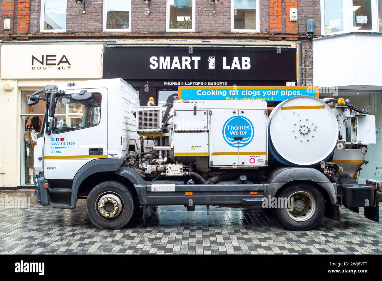 Windsor, Berkshire, UK. 13th February, 2024. A Thames Water pump on the ...