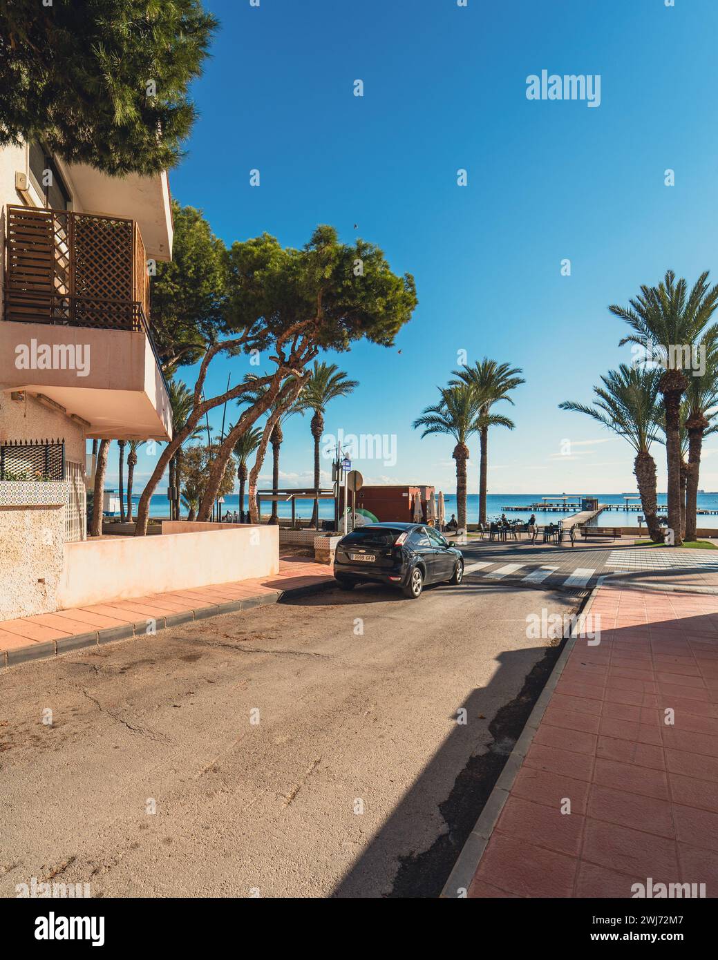 Roadside exploration hi-res stock photography and images - Alamy