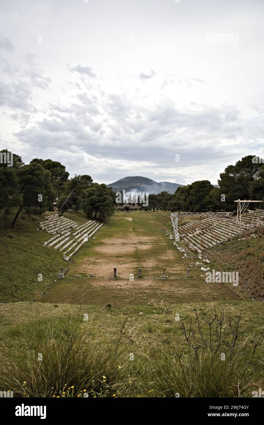 Stadium epidaurus hi-res stock photography and images - Alamy