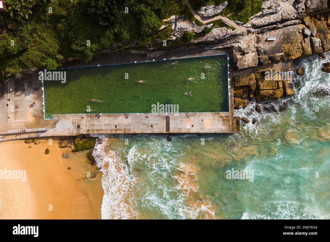 Rockpool, Freshwater beach, Sydney, Australia Stock Photo - Alamy