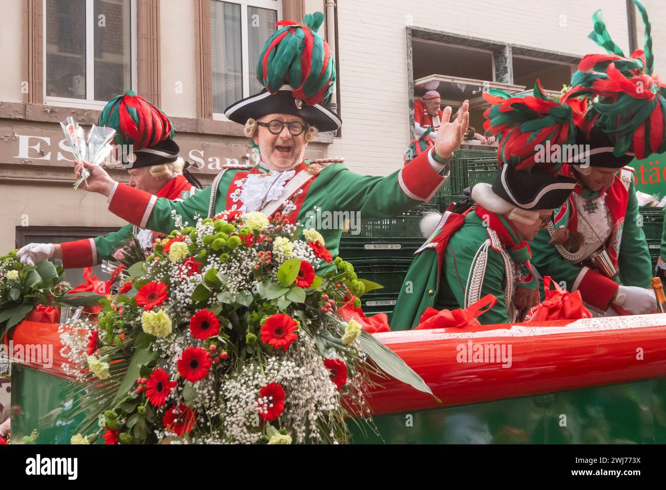 Carnival, Rose Monday in Cologne in Severinstraße in the Vringsveedel ...