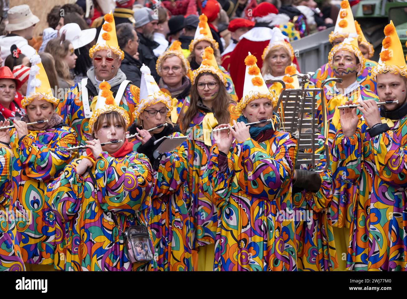 Carnival, Rose Monday in Cologne in Severinstraße in the Vringsveedel ...