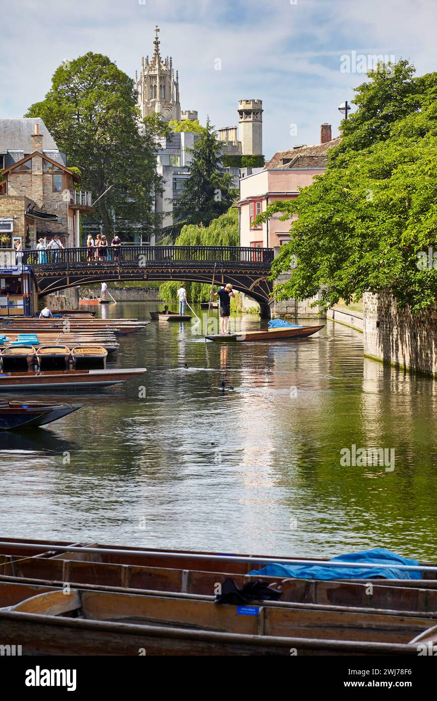 Cambridge, United Kingdom - June 26, 2010: Punting on the river Cam on ...