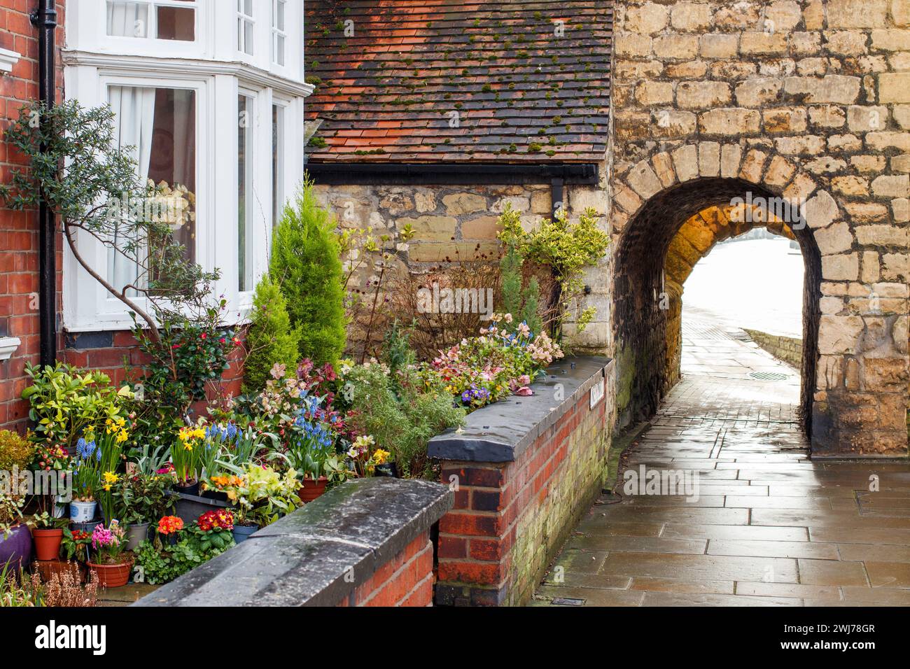 The Newport Arch and the road leading into Bailgate the upper area of ...