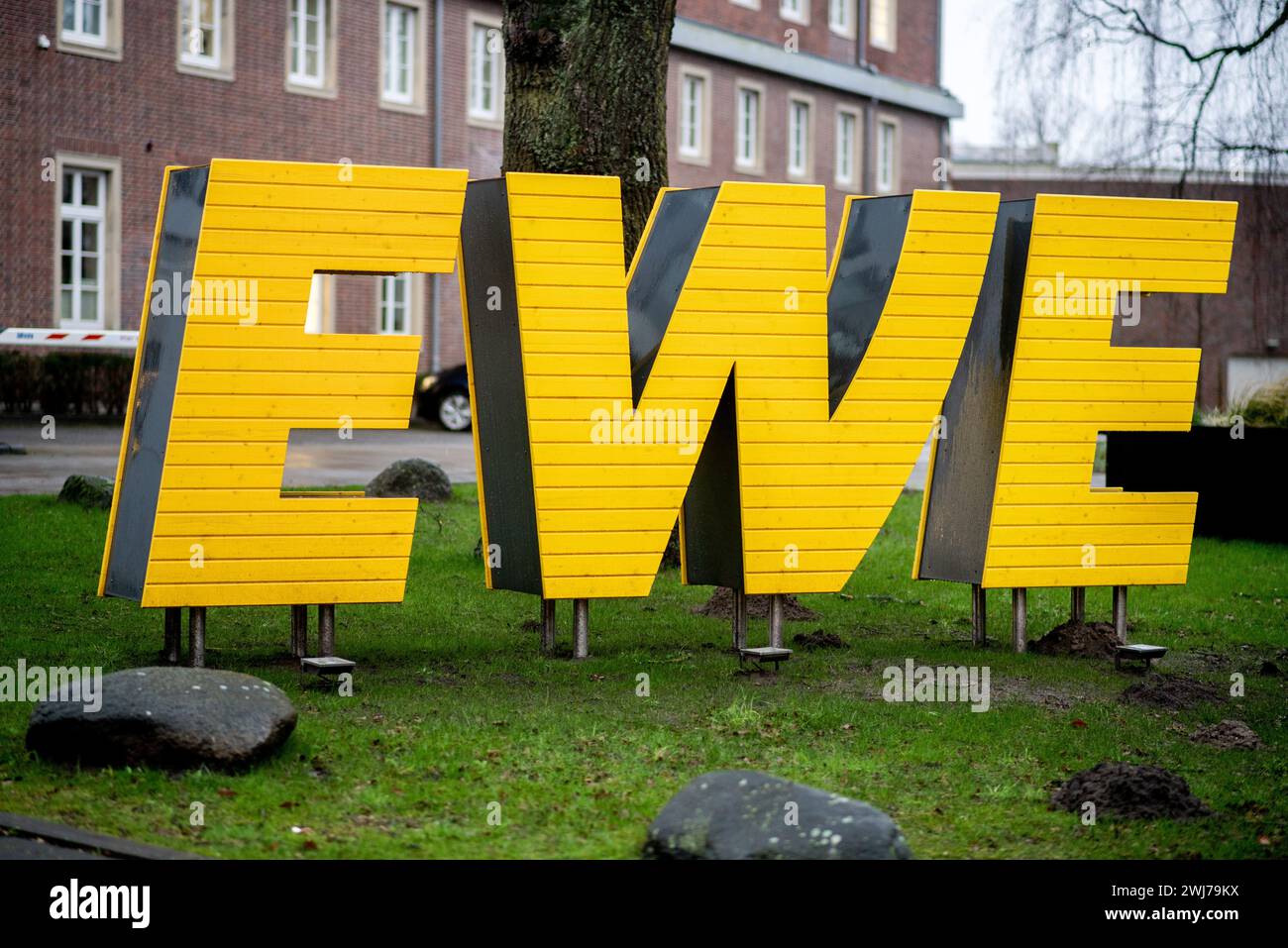 Ewe logos hi-res stock photography and images - Alamy