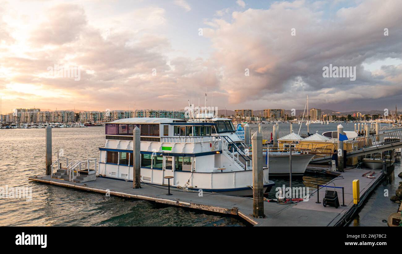 Boats and yachts in the harbour at Marina del Rey, California, at ...